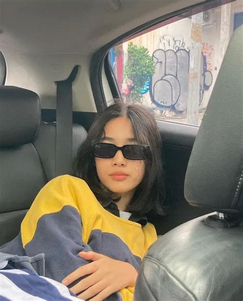 8 Portraits Of Nurra Datau Suspected To Be The Replacement Actress For Dara In The Film Dua