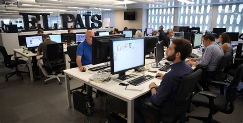 Media Business Models El PaÍs Launches Its Digital Subscription Model