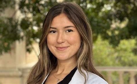 Ponos Bih Eldina Memić Osvojila Prestižnu Nagradu Na Univerzitetu U