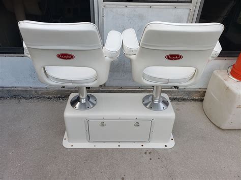 Todd Helm Chairs On Fiberglass Box The Hull Truth Boating And