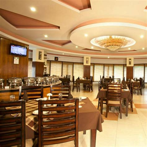 Hotel Vacation Is Calling 😍 𝐁𝐎𝐎𝐊 𝐘𝐎𝐔𝐑 𝐂𝐎𝐌𝐅𝐎𝐑𝐓 𝐖𝐈𝐓𝐇 𝐔𝐒 Newly Upgraded Rooms Inclusion 📝 👉