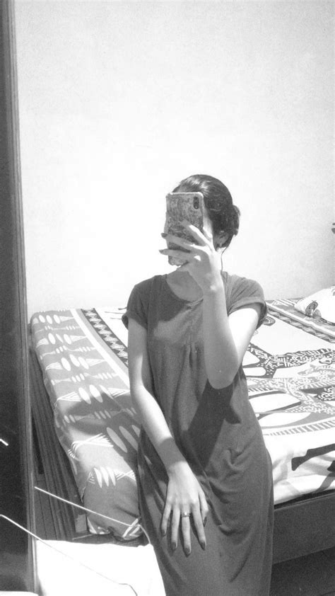 Pap Pake Daster Potret Diri Fotografi Buku Gadis Cinta