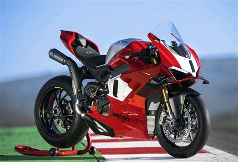 Ducati Panigale V4 R 2023 Technical Specifications