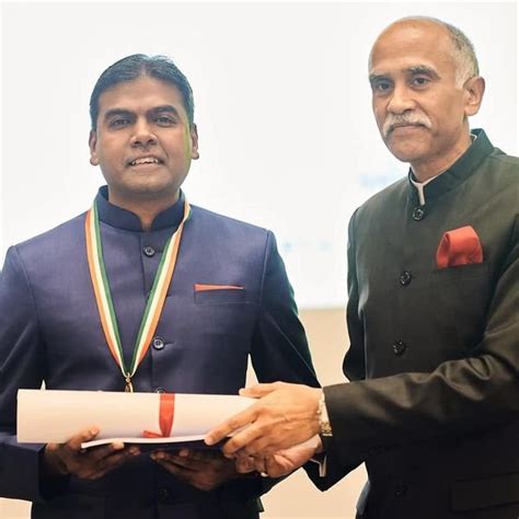 Amb Harish Parvathaneni Presented The Pbsa To Dr Bala Ramani For His Work In Education And