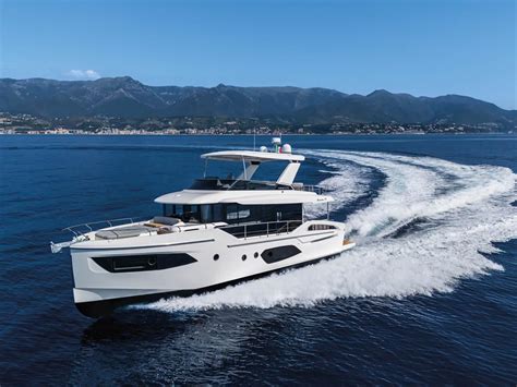 New Absolute Navetta 53 Inautia