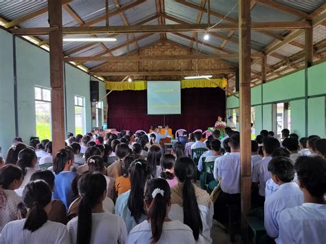 နမ့်ခမ်းမြို့ အမှတ်၃ အခြေခံပညာအထက်တန်းကျောင်း၌ လူငယ်နှင့်စာရိတ္တခေါင