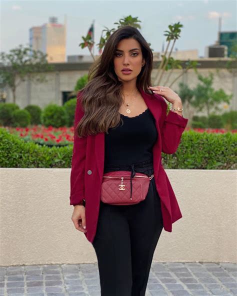 Bashayer Alshaibani Instagram Clicks Nov 2019 Celebrity Photos Daily