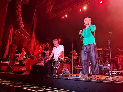 Live James Middlesbrough Town Hall 30 04 25 Dead Good Music