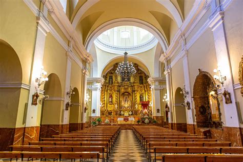 Iglesia De La Madre De Dios Y Convento Rrpp Franciscanos Lucena