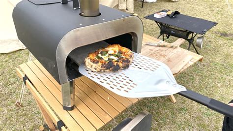 今あるものでもピザが簡単に焼けちゃう？！キャンプでピザを焼く7つの方法はこれ！！キャンプ料理の定番だけど意外に難しそうな料理に挑戦しよう！