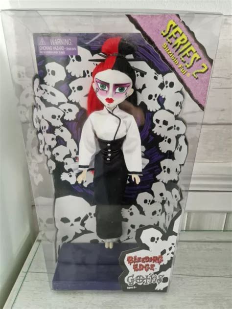 Bleeding Edge Goth Doll Begoth Series 2 Suzisin Ful Blackred Hair