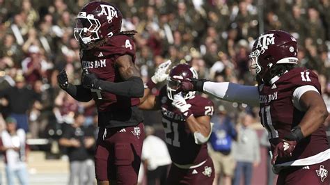 Texas Aandm Star Cb Will Lee Iii Declares For Nfl Draft After Cfp Loss