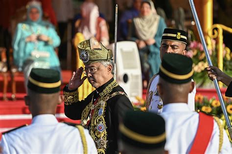 Al Sultan Abdullah Tunku Azizah Arrive In Pahang