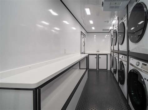 24 Laundry Trailer Advantage Trailer