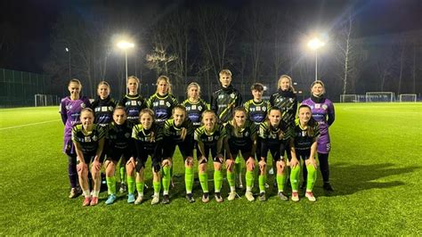 Uks Trójka Weronica Staszkówka Jelna Szykuje Się Do Ligowych Bojów