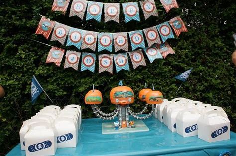 Octonauts Octopod Hq Decorated Cake By Daniel Cakesdecor