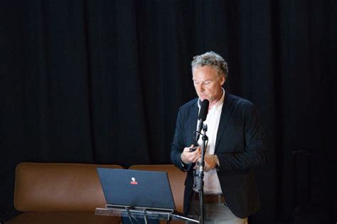 Surgicalrobotics Momentis Simulation Medicaleducation Michael Conditt Phd