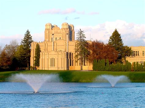 The Grove Saginaw Michigan Wikipedia