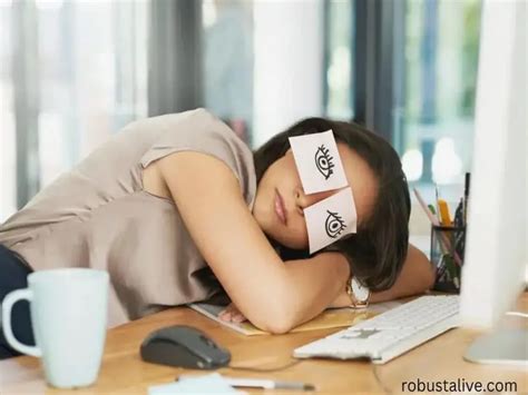 Sleepy In The Afternoon Causes And How To Get Rid Of It