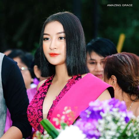 Wutt Hmone Shwe Yee Myanmar Model Girl