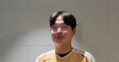 Kim Seo Hyeon Aims To Retain First Place After All Star Fan Vote Win