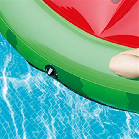 Intex 72 In X 72 In 2 Seat Red Inflatable Lounger 4 Pack In The Pool