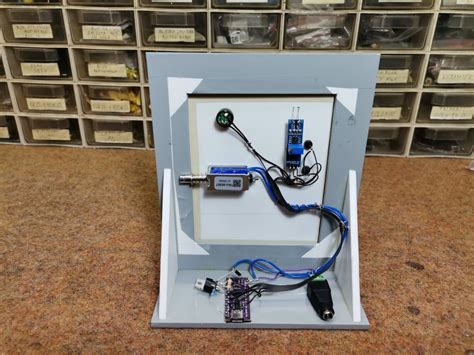 Arduino Door Lock With Smartphone Flashlight Login Li Fi Project Arduino Maker Pro