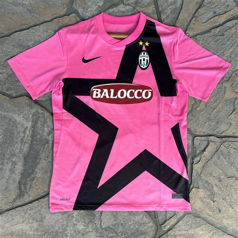 11 12 Juventos Retro Kit Condition 10 10 Size Depop