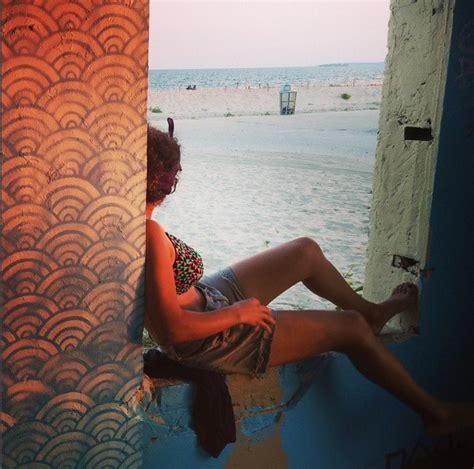 Naomi Karavanis Feet