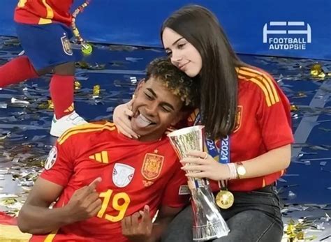 تصمیم لامین یامال درباره دوست دخترش بارسانیوز