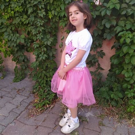 جنى حجار Youtube