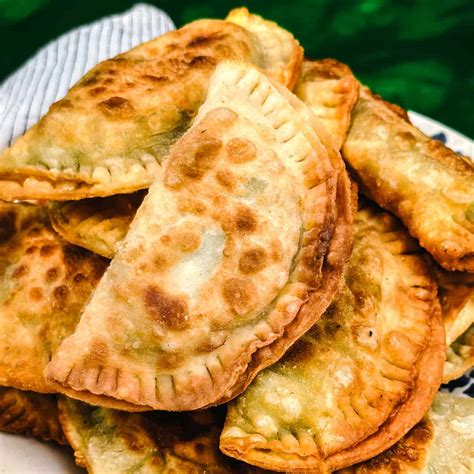 Greek Peasant Bread Horiatiko Psomi The Greek Foodie