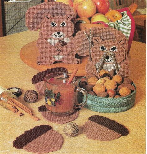 Nut Basket Set Acorn Coasters Squirrels Plastic Canvas Pattern Instructions Ebay