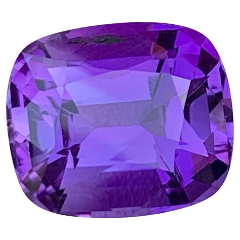 Fantastic Natural Deep Purple Amethyst Stone 980 Carats For Sale At