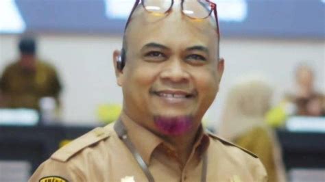 Sosok Barham Kadis Dparis Bone Ingin Buka Wahana Snorkeling Di Tanjung Palette Tribun