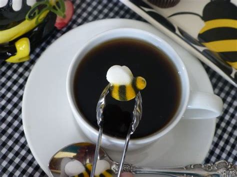 36 Adorable Edible Bumble Bee Shaped Sugar For Bridal Tea Etsy