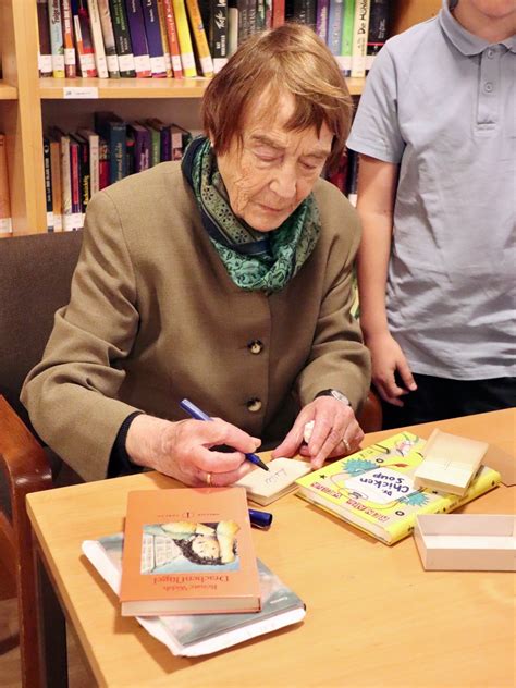 Lesung Mit Renate Welsh Für Unsere 1 Klassen Campus Sacre Coeur Wien Gymnasium