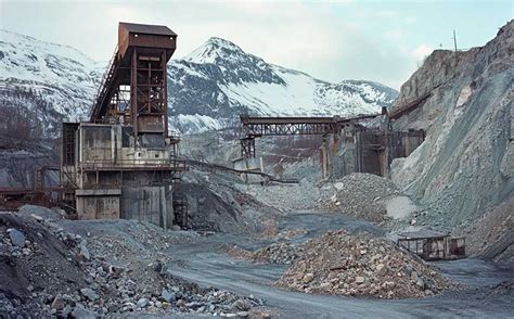 What Is Anthophyllite