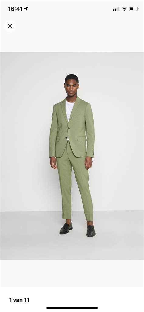 Sister Getting Married Looking For This Suit Or Something In The Same