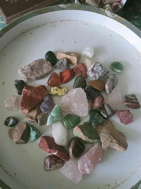 Assorted Rocks And Minerals Rwhatsthisrock