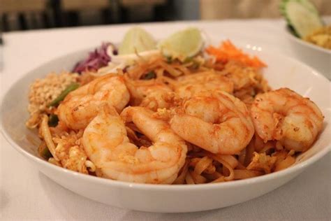 Chefs Choice Noodle Bar Bakersfield Favorite Provides A New Unique