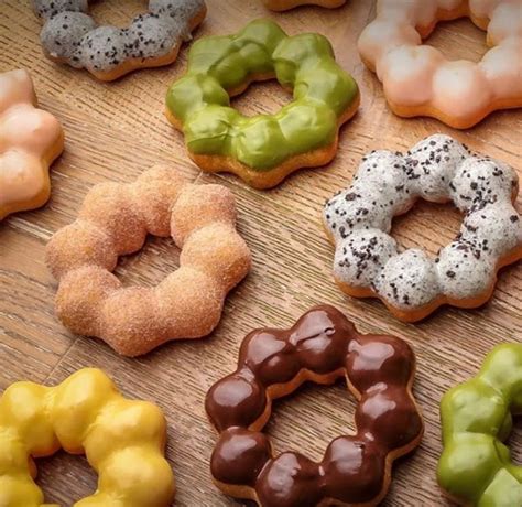 Mochi Donuts Distinctly Chewy Donuts In Global Flavors Glutto