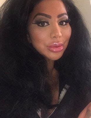 Persian Baddie Thick Instagram Bombshell Babes