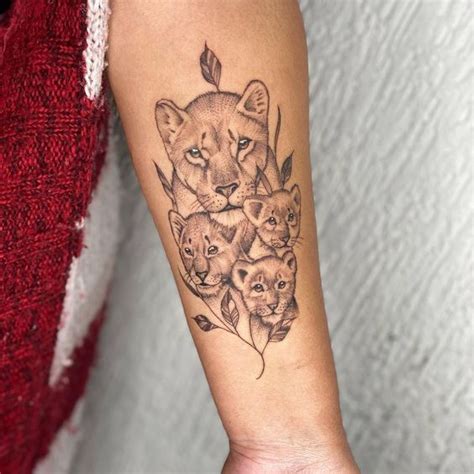 Tatuagem Leoa E Filhote 60 Ideias E Seus Significados Tatuagem Infinito Com Nomes Tatuagem