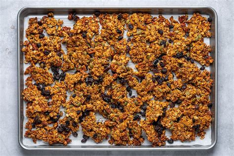 Big Cluster Pumpkin Spice Granola Recipe