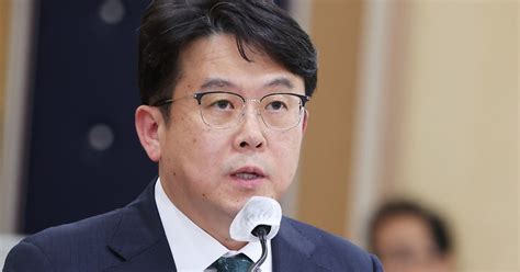 국감 업무보고하는 양종철 전북대병원장