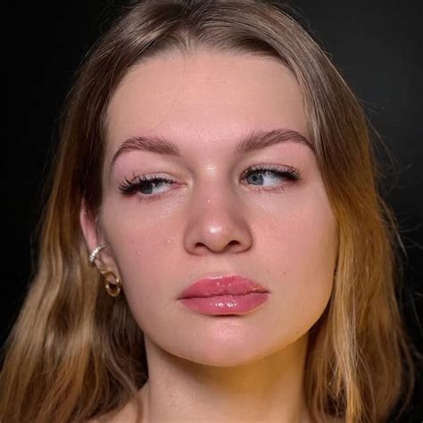 Gazda Motivation Gazda Motivation • Threads Say More