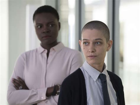 Non Binary Gender Actor Asia Kate Dillon Proud Mtv S Dropping Gender Based Awards