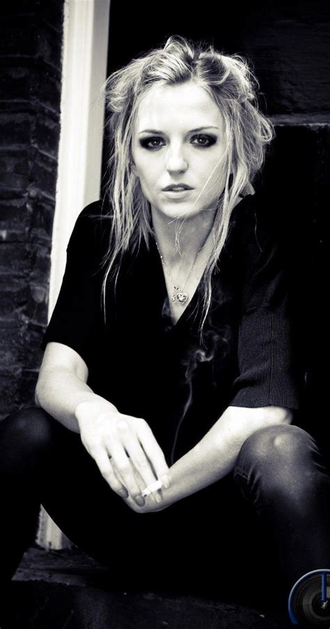 Pictures And Photos Of Maude Hirst Vikings Ragnar Vikings Vikings
