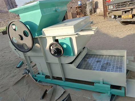 Semi Automatic Powder Coated Groundnut Seed Separator Machine For